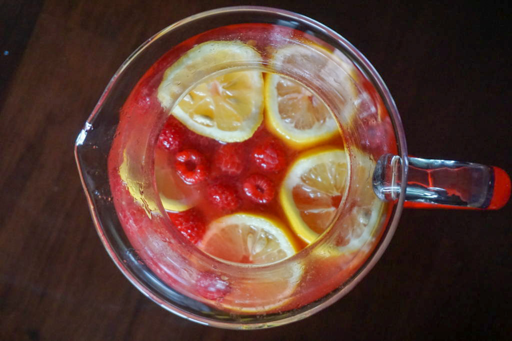 Raspberry Lemonade Organic and Refreshing - Dulcet Scintilla